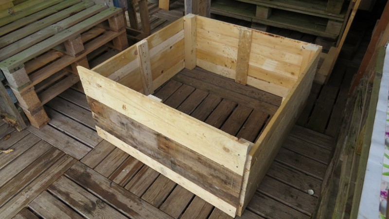 Construction de bacs en palettes - Noeux Environnement